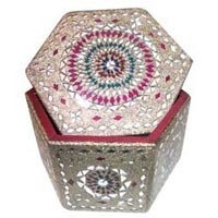 Lac Jewelry Boxes at Best Price from Manufacturers, Suppliers & Traders