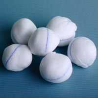 Gauze Balls at Best Price from Manufacturers, Suppliers & Traders