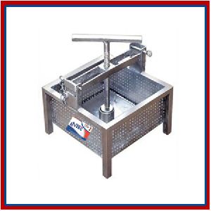 Cheese Press Machine at Best Price from Manufacturers, Suppliers & Traders