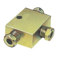 Tee Block at Best Price from Manufacturers, Suppliers & Traders