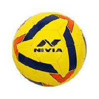Nivia Football - Latest Price from Dealers & Retailers