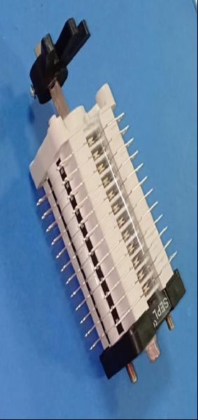 Snap Action Auxiliary Switch for Isolators With Lugs Type Terminals ...