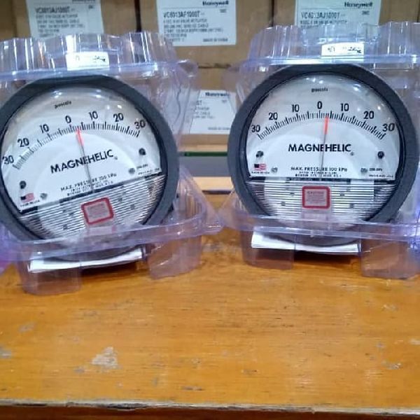 Dwyer Instruments 2000-500PA-ASF, Color : Black at Best Price in Delhi - ID: 4959210