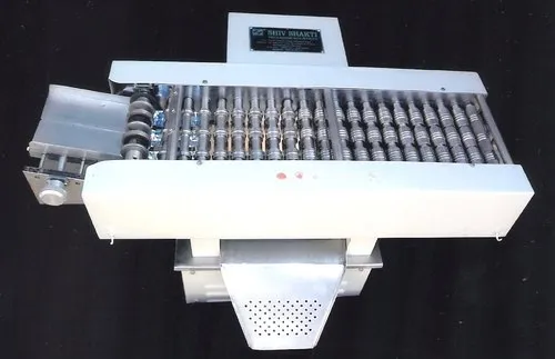 Strip Packing Machine - Shiv Shakti Packaging Industries, Ahmedabad ...