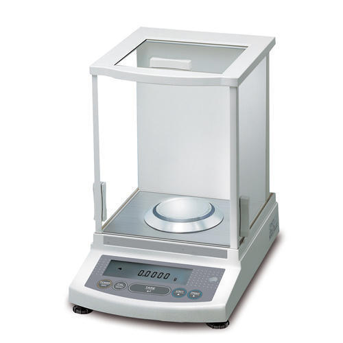Laboratory Balances, Display Type : Digital at Rs 7,000 / units in ...