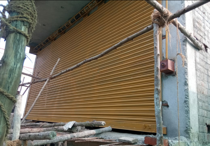 gear rolling shutter, INR 350INR 999 / Square Feet by Saranya ...