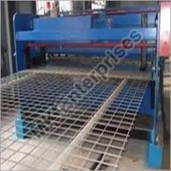 MK Enterprises Electric Stainless Steel Welded Wire Mesh Machine ...
