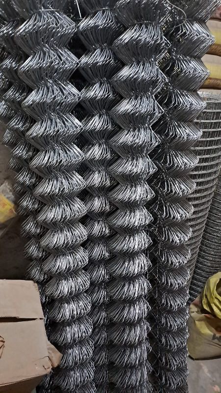 Grey compact chain link mesh - Shaurya Steel Wire, Raipur, Chhattisgarh