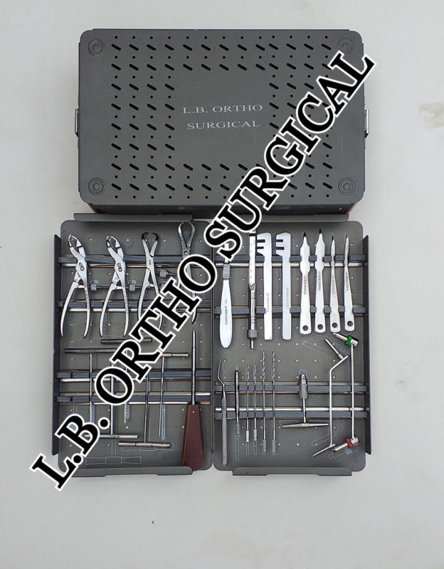 Manufacturer of Medical Instruments by LB Ortho Surgical