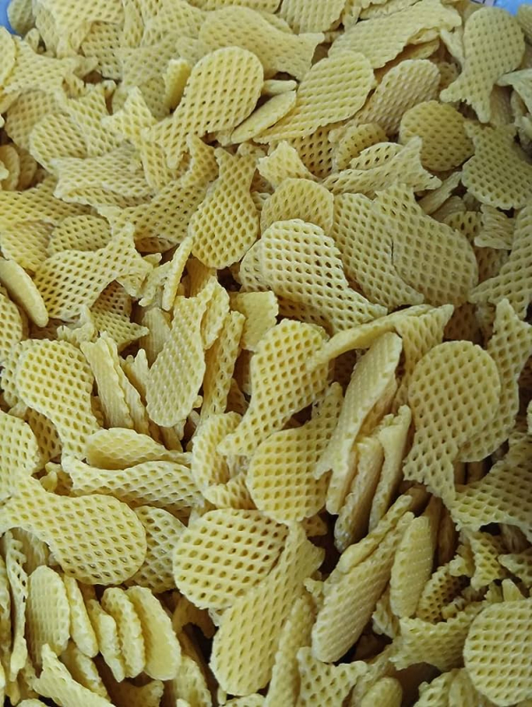 Meenakshi Premium Brownish 3d Fish Shape Fryums, for Human Consumption ...