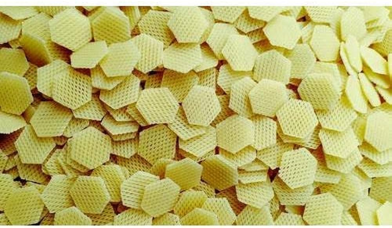 Meenakshi Premium Brownish 3d Hexagonal Shape Fryums, For Human ...