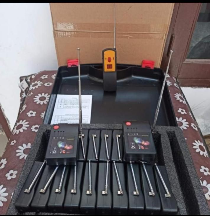 Raj pyro tech in Ghaziabad - Manufacturer of Cold Pyro & Pyro Stick