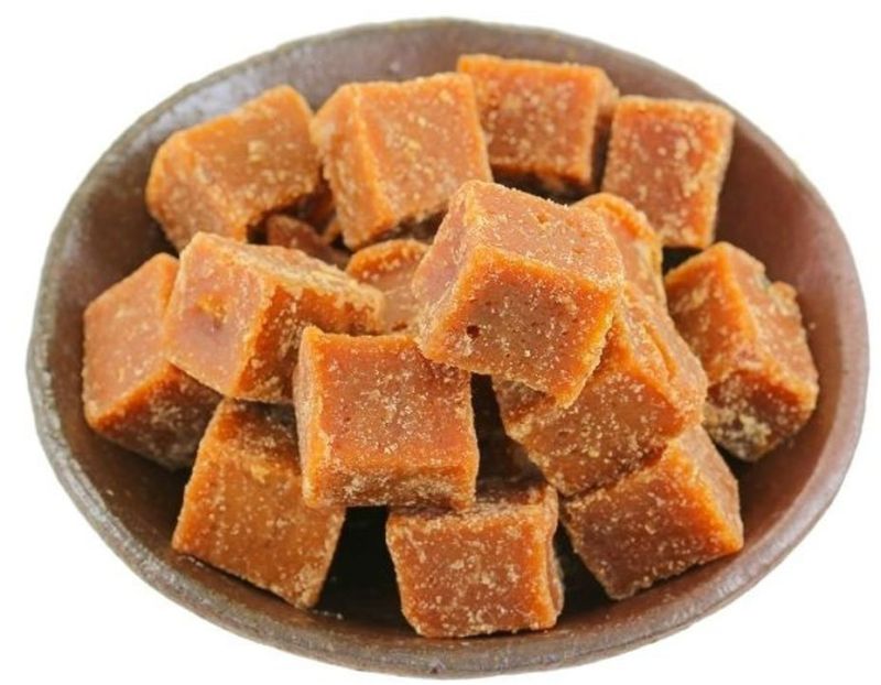Organic Jaggery Cubes, Color : Golden at Best Price in Pune - ID: 7684624
