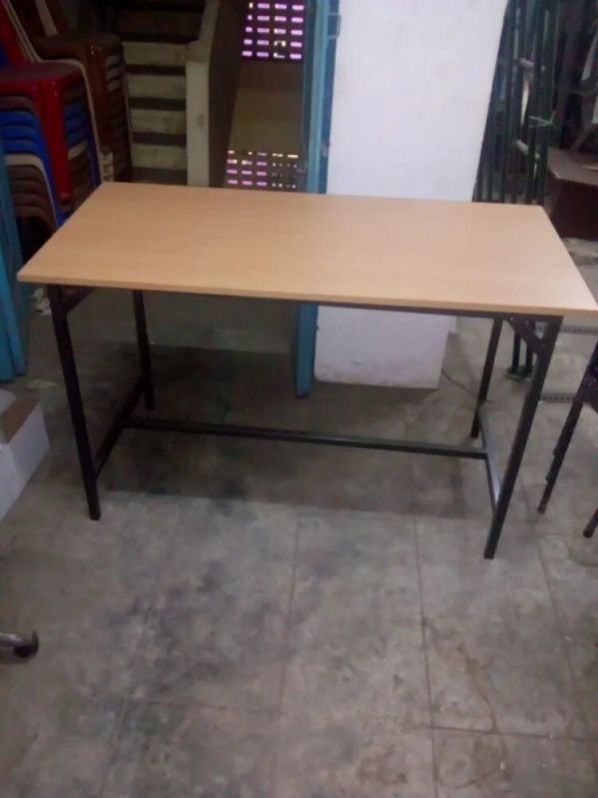 Sri Laxmi Metal Study Computer Table, Shape : Square at Rs 3200 in ...
