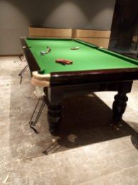 Polished Natural Wooden 425kg Elegant Billiard Pool Table, For Playing ...