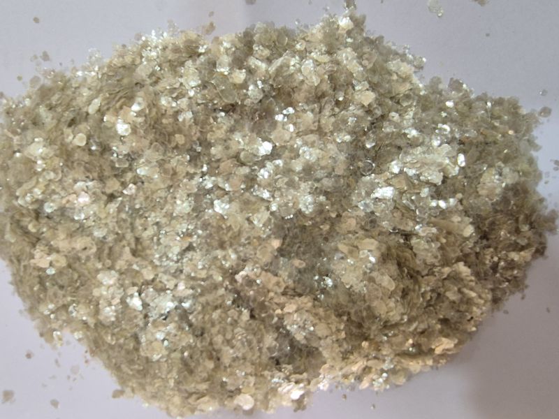 Pure White Mica Small Flakes for Ceramic Pigments at Rs 25 in Ajmer ...