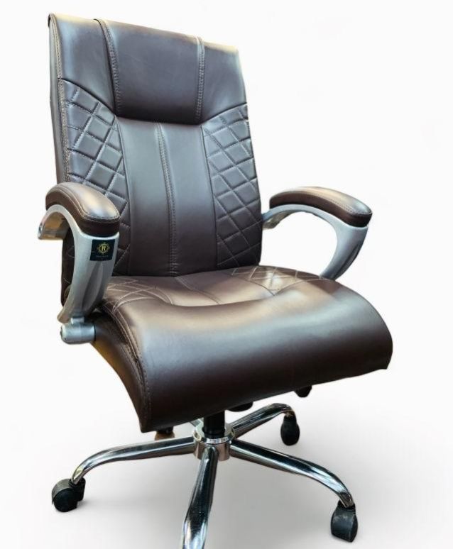 Jade Revolving Chair, for Office, Shops, Style : Modern at Best Price ...
