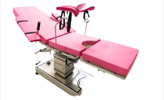 UMS-1012 Hydraulic Gynae Operation Table For Hospitals at Best Price in ...
