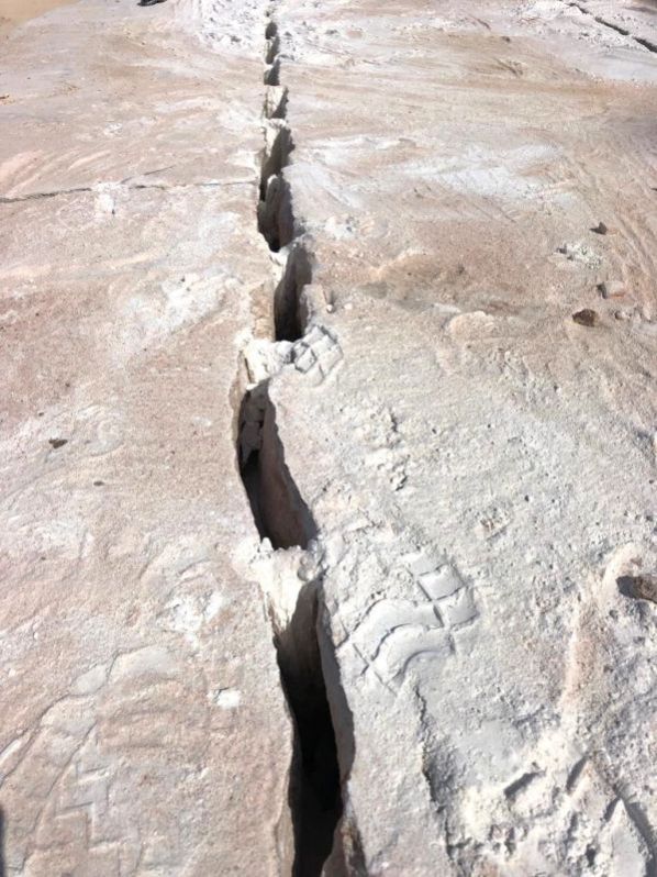 Rock Breaking Chemical Powder For Stone/Concrete Cracking, Roadworks at ...