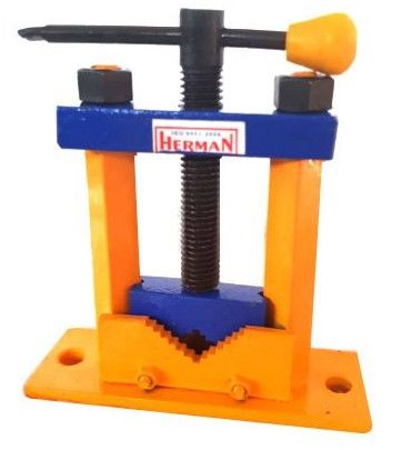 He 115 – Pipe Vice Square Pillar at Best Price in Jalandhar - ID: 8415958