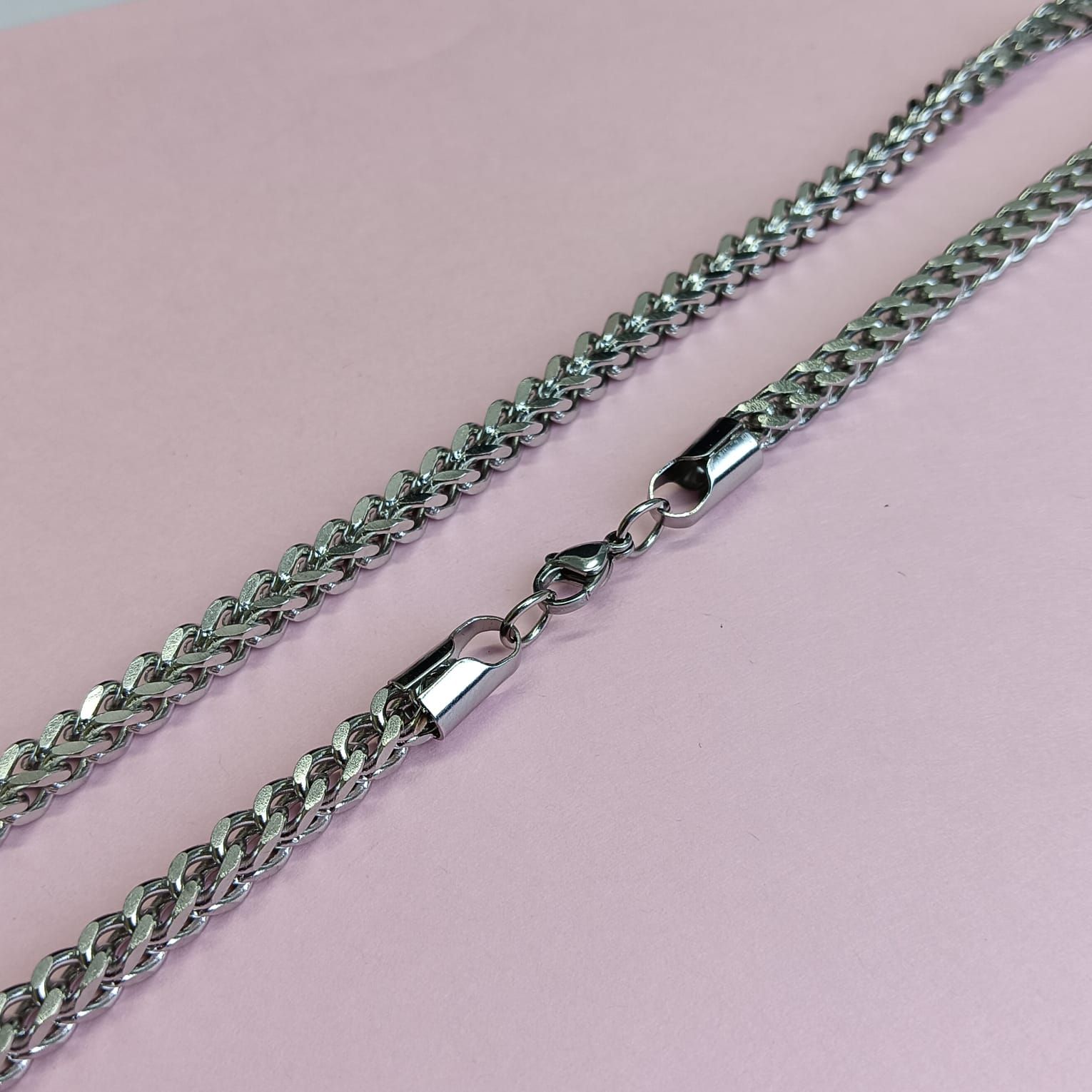 Alloy Silver-Tone Interlinked Chain, Brand Name : NIPSTec at Rs 266 in ...