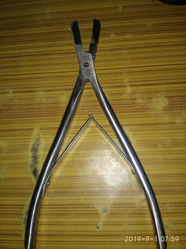 Manual Stainless Steel Straight Bone Cutter, Color : Silver at Rs 5500 ...