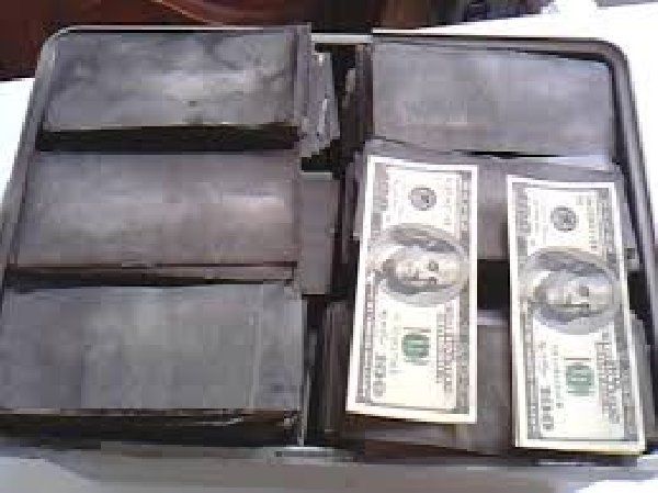 Cleaning Service Of Deface Bank Note at Best Price in Delhi - ID: 1399079