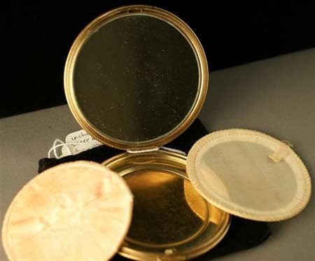 Godets & Pressed Powder Pan (GGPP 001) at Best Price in Mumbai - ID ...