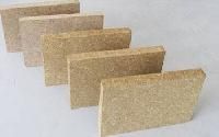 Straw Board - Manufacturers, Suppliers & Exporters in India